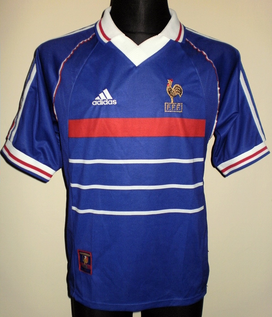 30th – 21st – Football Shirt World